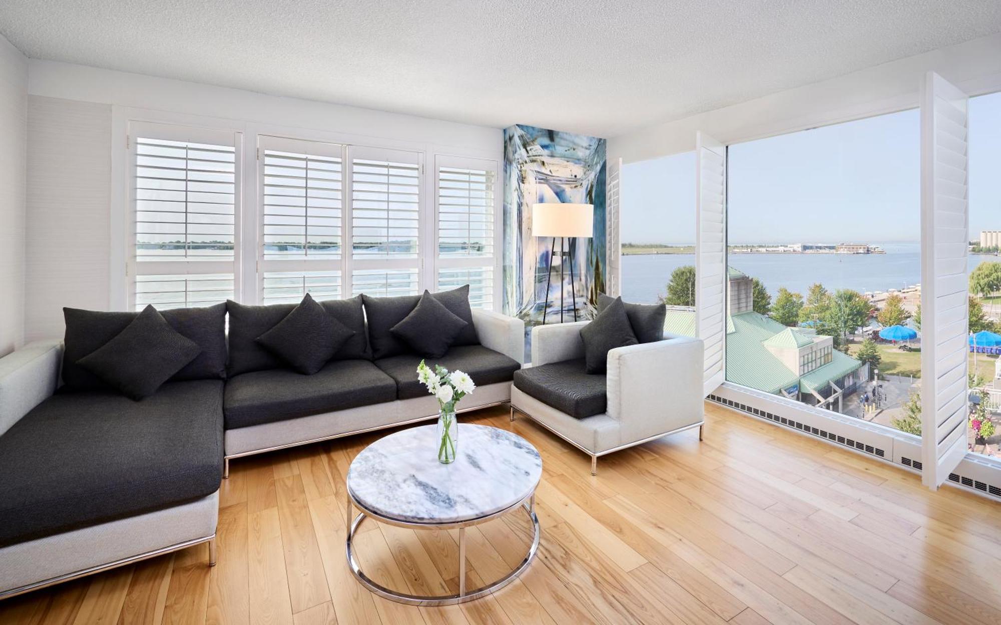 HOTEL RADISSON ADMIRAL TORONTO HARBOURFRONT | ⋆⋆⋆ | CANADA | SEASON ...